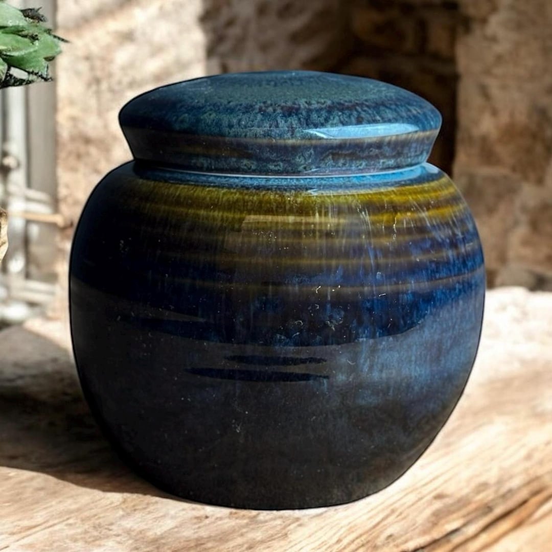 80 Cu/in Capacity- Small Sized Cremation Urn - Handmade Pottery Clay ...