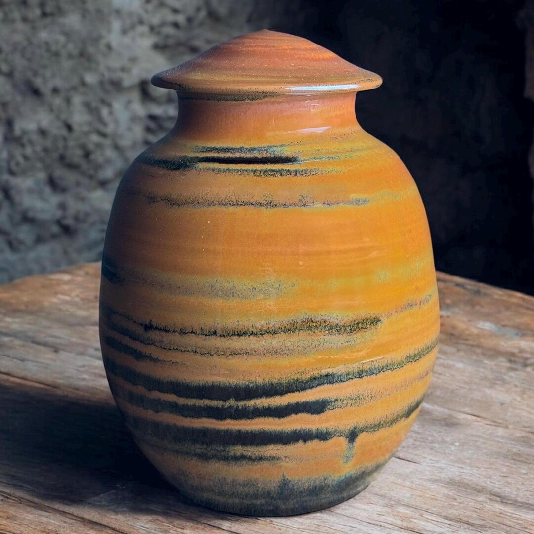 150 Cu/in Capacity Memorial Urn- Handmade Pottery Clay Urn - 150 Cubic ...