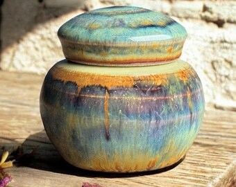 5 Cu/in Mini Keepsake Urn Handheld Mini Keepsake Handmade Pottery ...