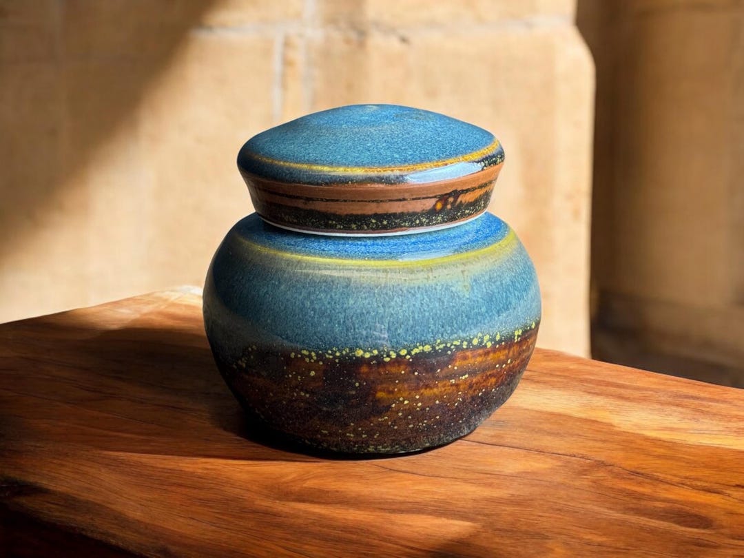 5 Cu/in Mini Keepsake Urn Handheld Mini Keepsake Handmade Pottery ...