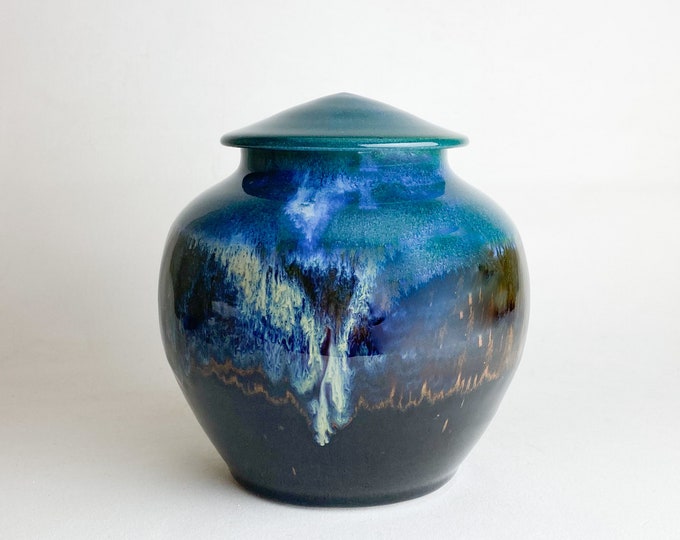 Handmade Pottery Cremation Urn - Medium Size - Holds Approximately 130 ...