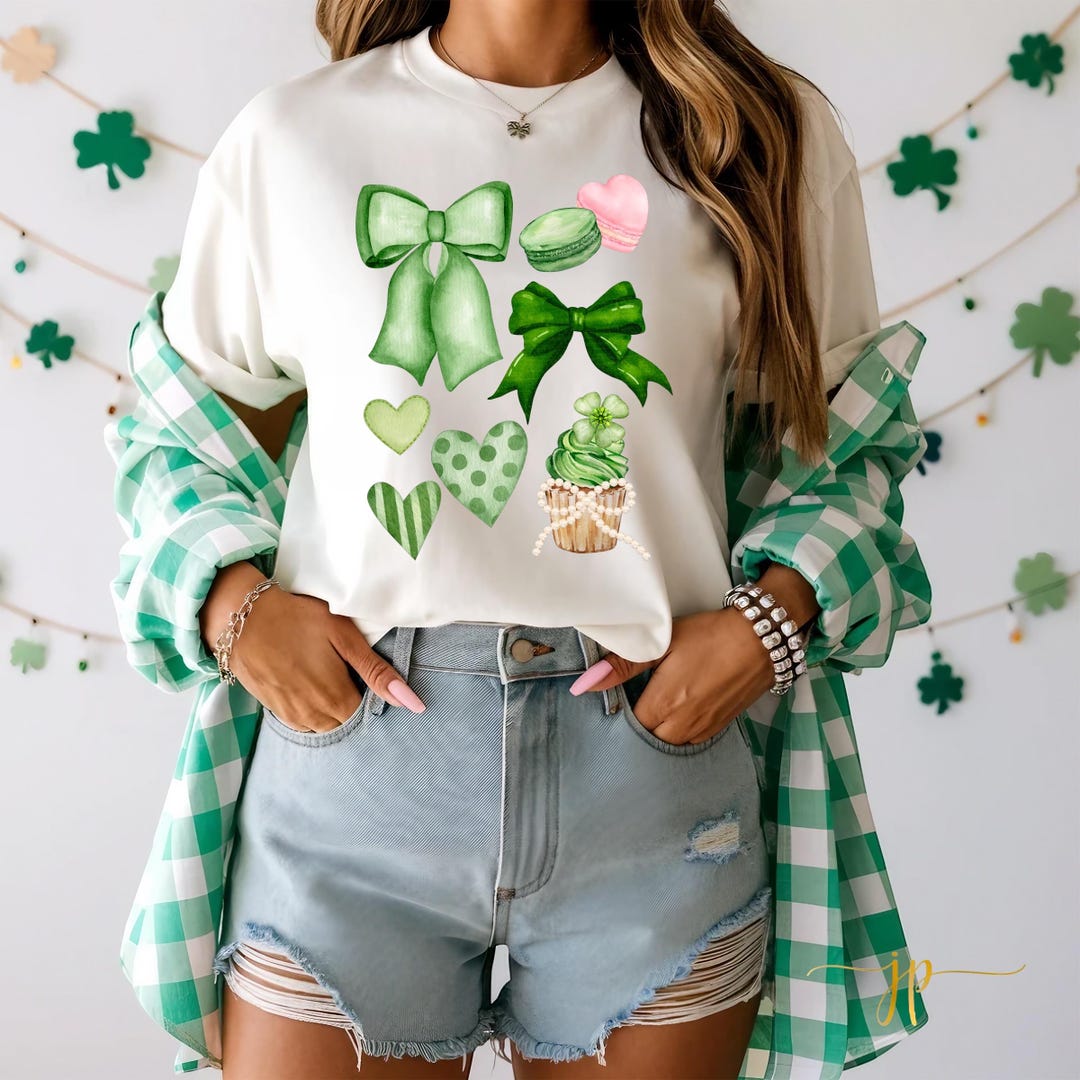 St. Patrick’s Day Cute Pastel Green Bows, Hearts, Macarons & Cupcakes ...