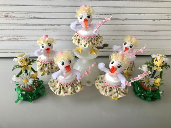 Vintage Duck Spring Decorations Vintage Ducks Fabric, Wallpaper And