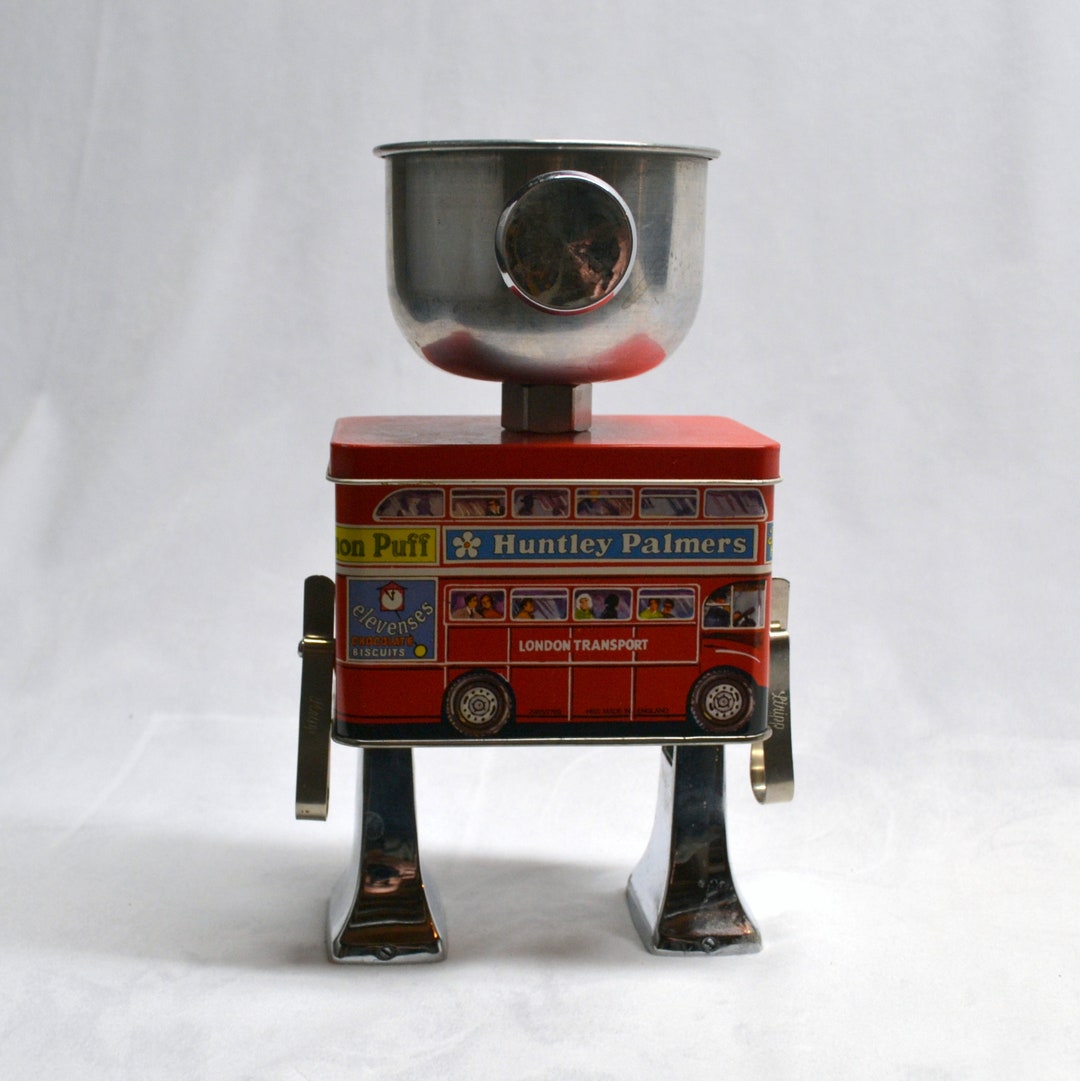 NOBODY, Assemblage Art Recycled Robot Sculpture Cyclops - Etsy