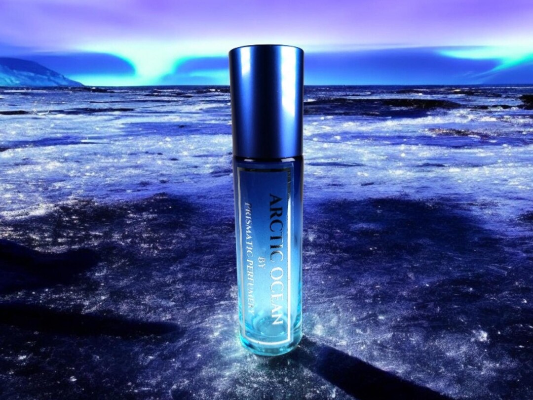 ARCTIC OCEAN Perfume Oil With Glaciers, Ice Water, Aurora Violet and ...
