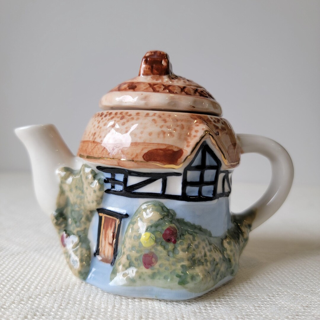Vintage Small Teapot, English Cottage Teapot, Vintage Pottery - Etsy
