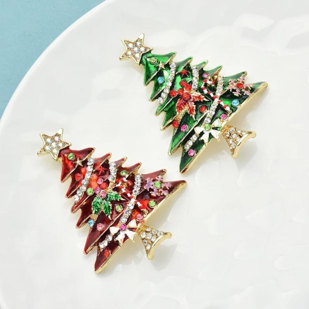 Christmas Tree Brooch: Christmas Jewellery for the Festive Season ...