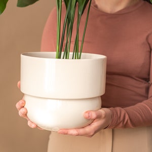 Dark Pink Large Planter, Plants Stand, Cute Planter, Pottery Planter ...