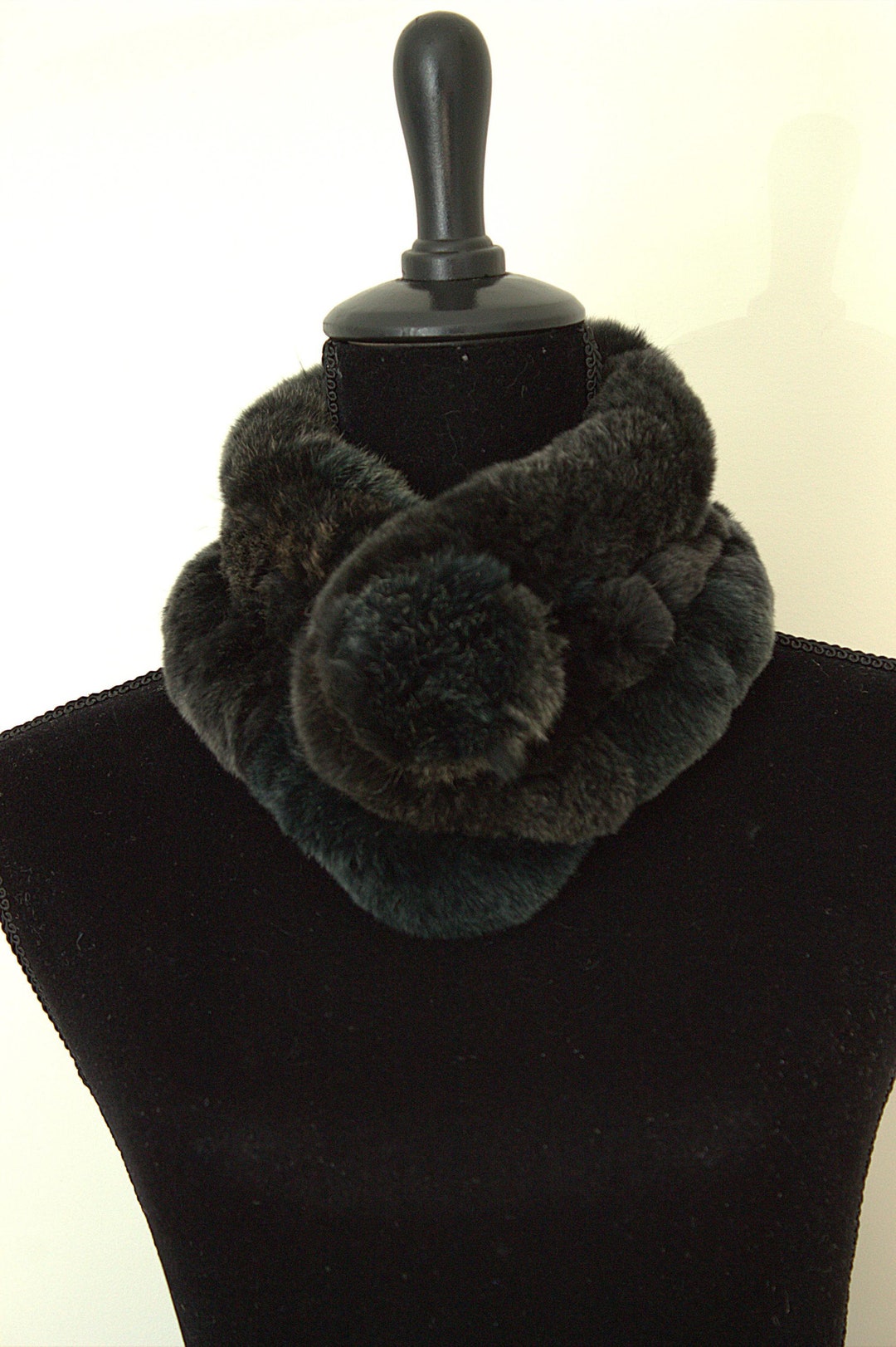 Real Fur Super Soft and Warm, Black and off Black Fur Collar, Neck ...