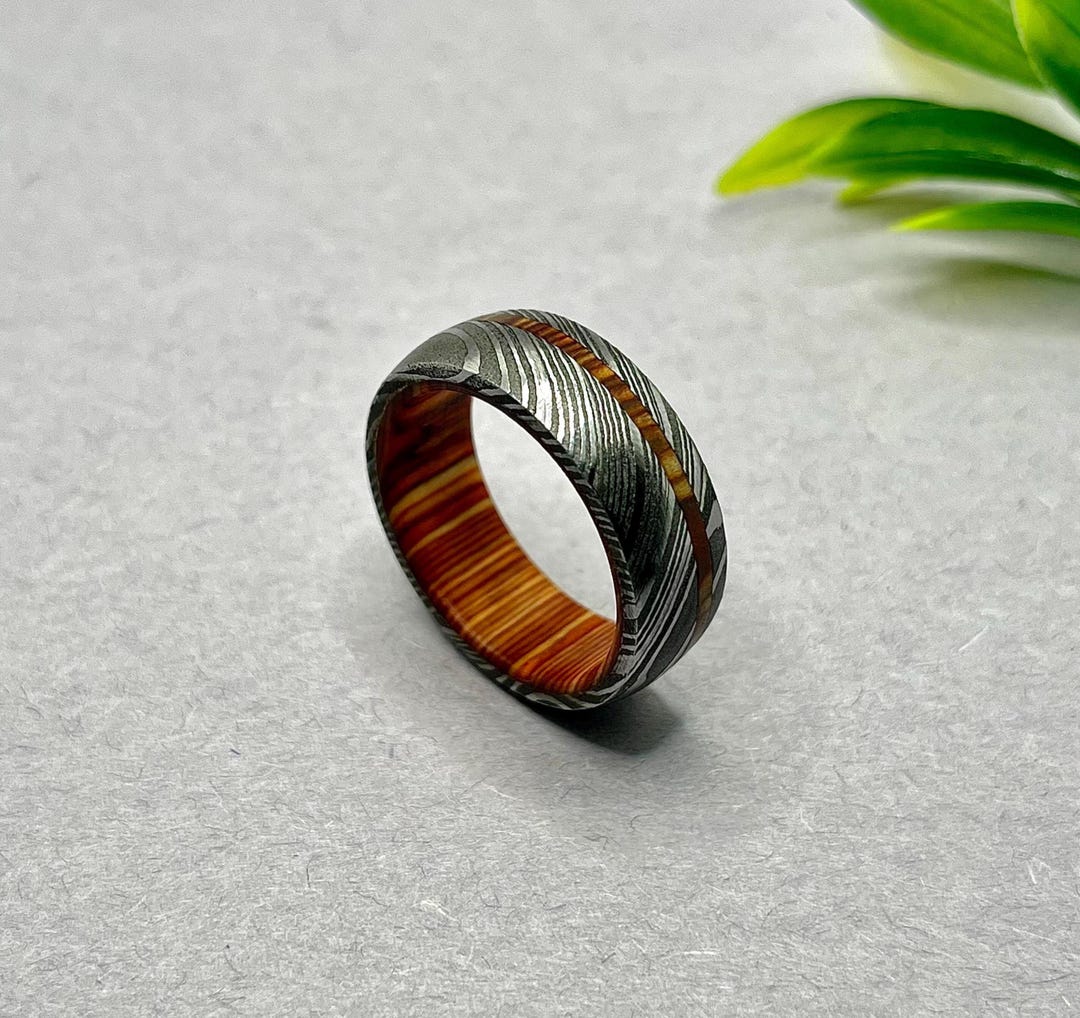Damascus Ring for Men, Whiskey Barrel Ring, Modern 8mm Wedding Band ...
