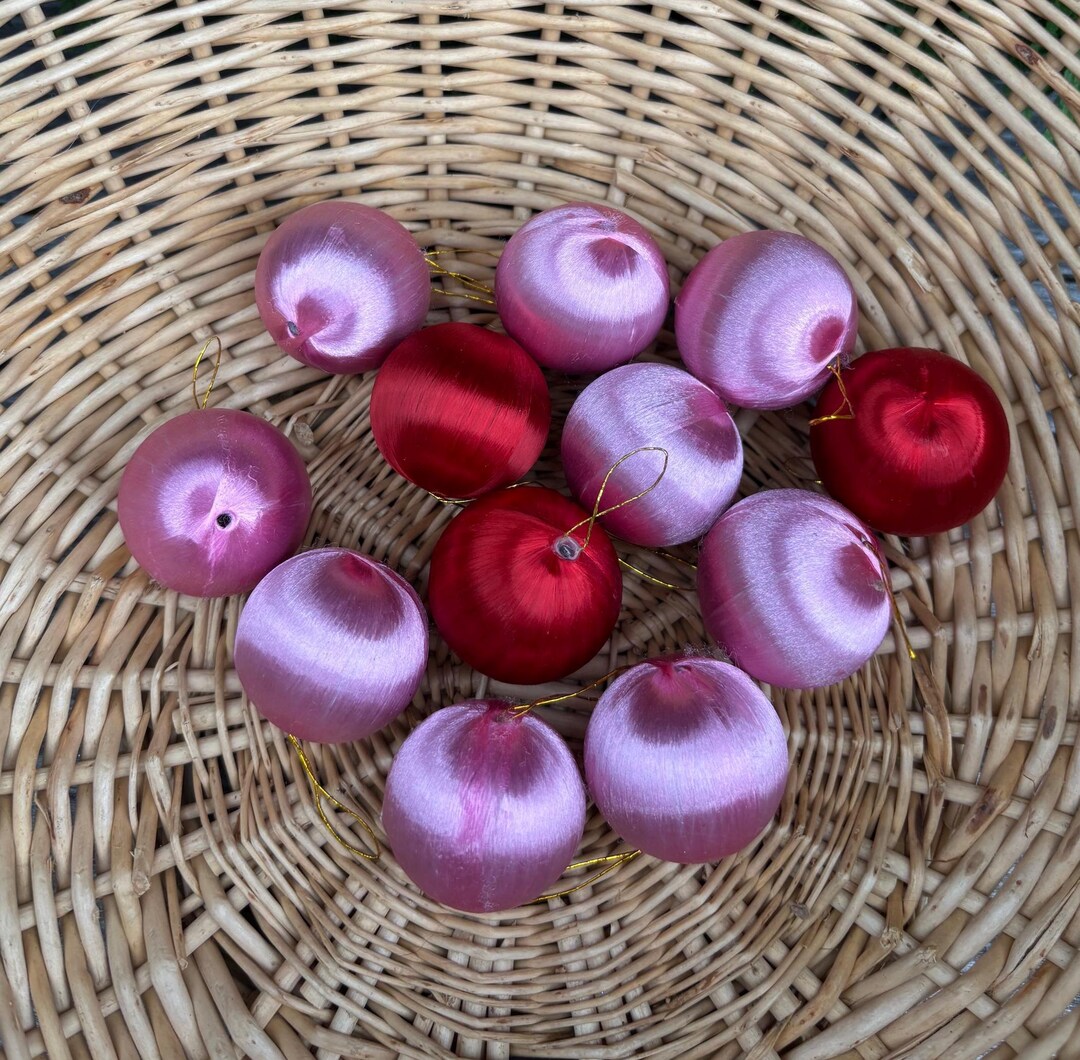 Vintage Set of 12 Small Satin Balls Christmas Decorations Pink and Red ...