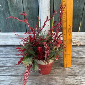 Vintage Christmas Table Centerpiece, Small Flower Arrangement, Small ...