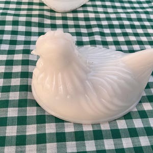 Vintage White Milk Glass, Small Hen on Nest, by HAZEL-ATLAS. - Etsy