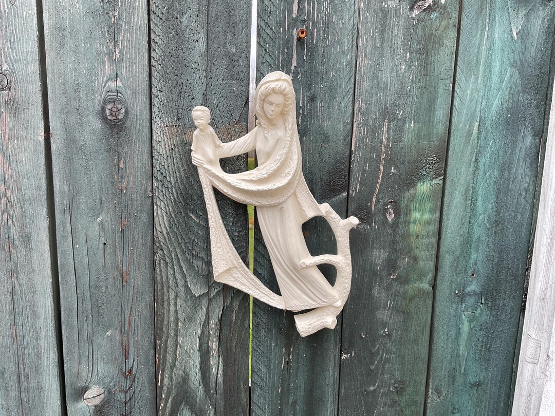 Vtg Mother Child Mary Jesus Carved Plastic Resin Wall Plaque Art 9”h X ...