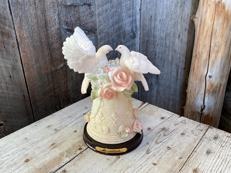 CHOOSE… Louis Dionne Vintage Collection Statue Resin Doves Love Birds ...