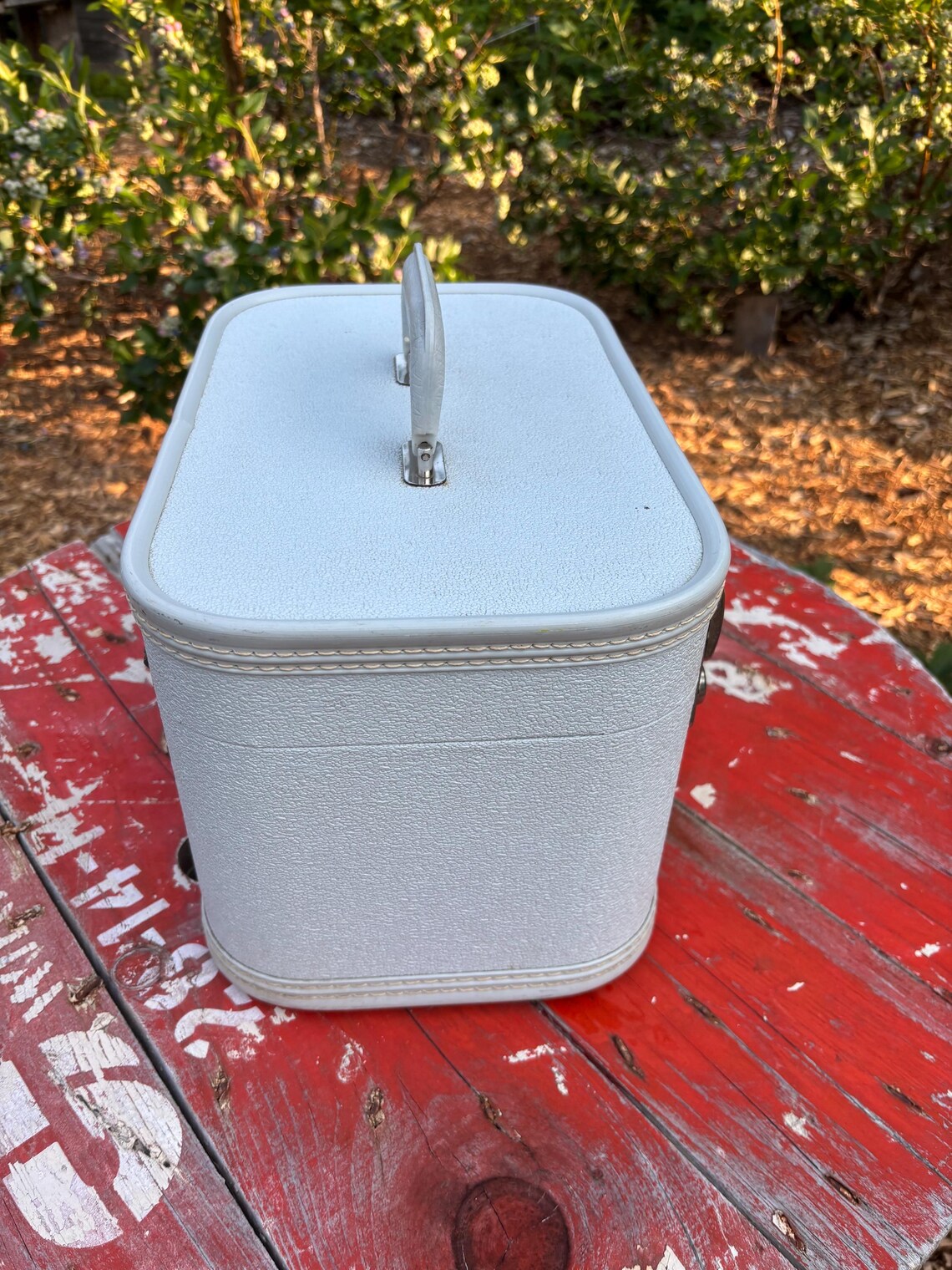 50's/60's Vintage Bel-air Hard Shell Makeup/train Case | Crème Soda ...