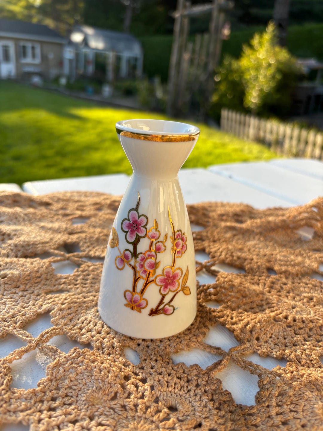 Hollohaza Hungary White Porcelain 4 Inch Vase With Pink Floral Gold ...