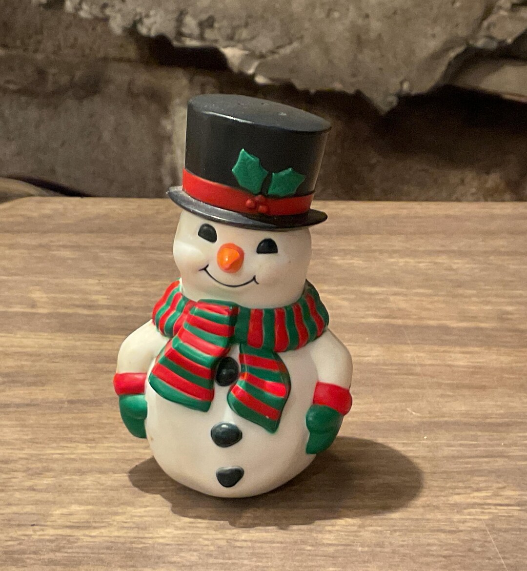 Vintage Avon Frosty the Snowman Salt and Pepper Shakers - Head and Body ...