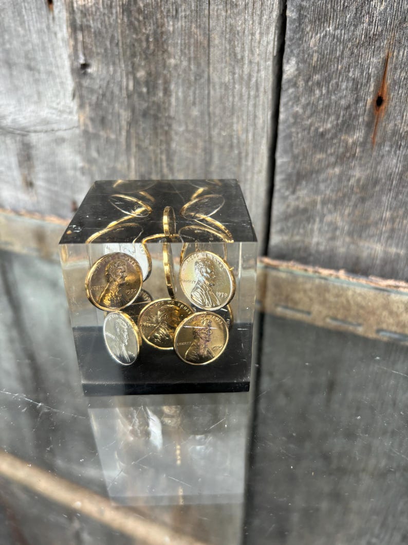 Vintage Acrylic Cube With Ten 1979 American Pennies, Floating Pennies ...