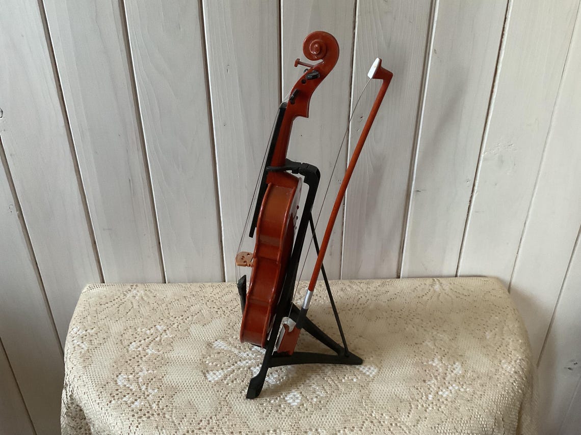 Music Box in the Shape of a Violin. Plays Violin Melodies. Battery ...