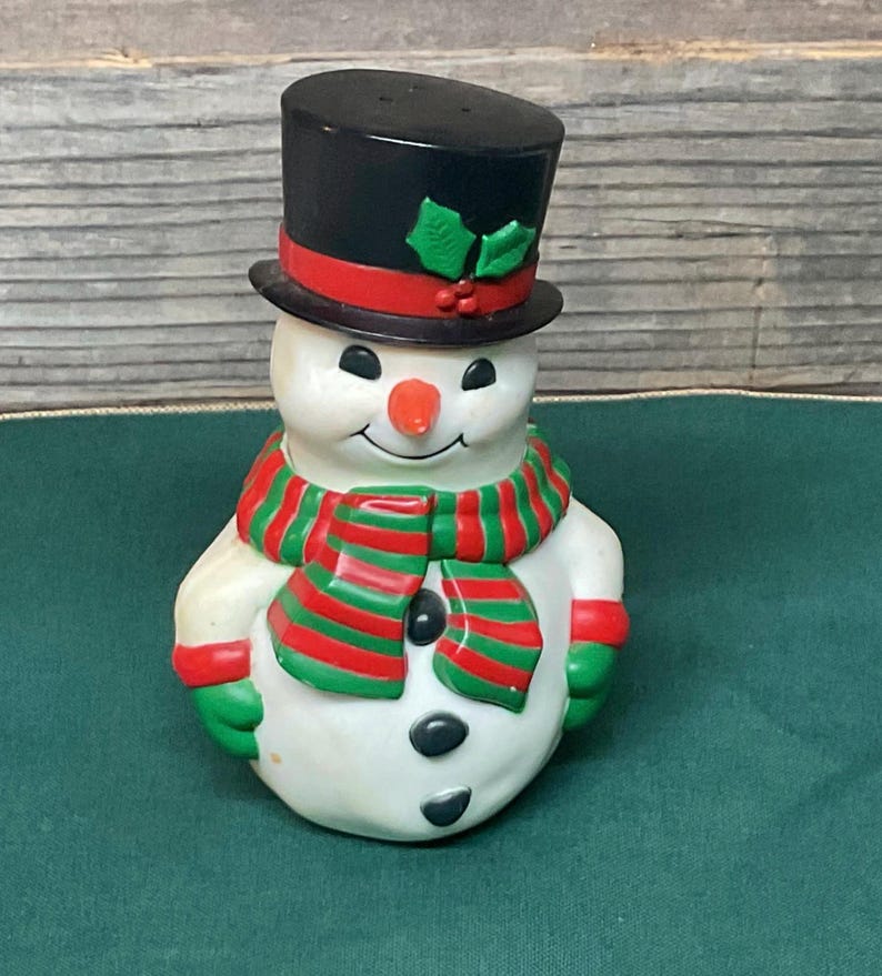 Vintage Avon Frosty the Snowman Salt and Pepper Shakers - Head and Body ...