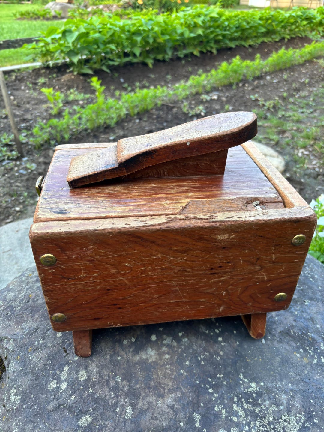 Vintage Esquire Wax Box. Wooden Shoe Shine Service Box. With Shoe ...