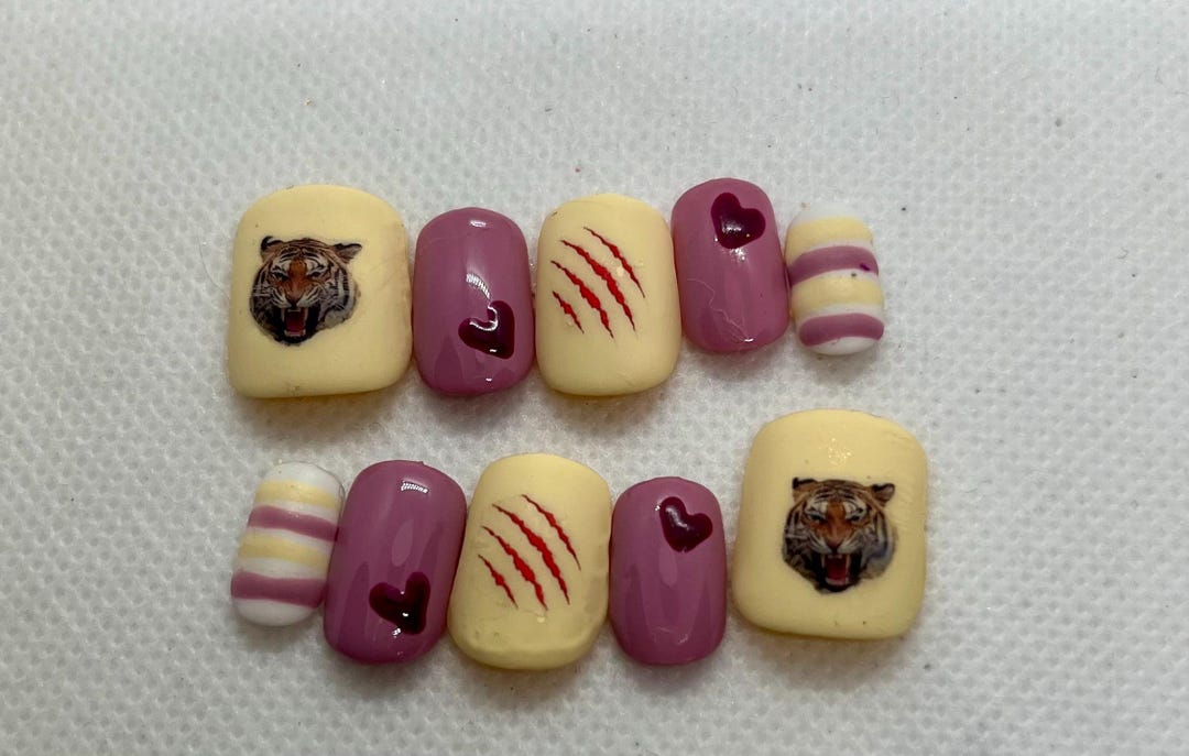 Pastel LSU Tiger Nails - Etsy