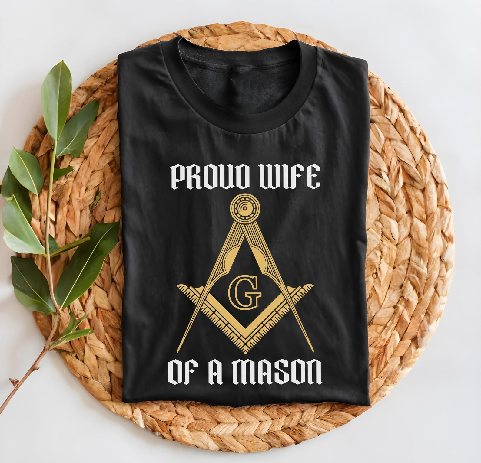 Mason Wife Masonic Shirt Proud Wife of A Mason Square & Compass Symbol ...