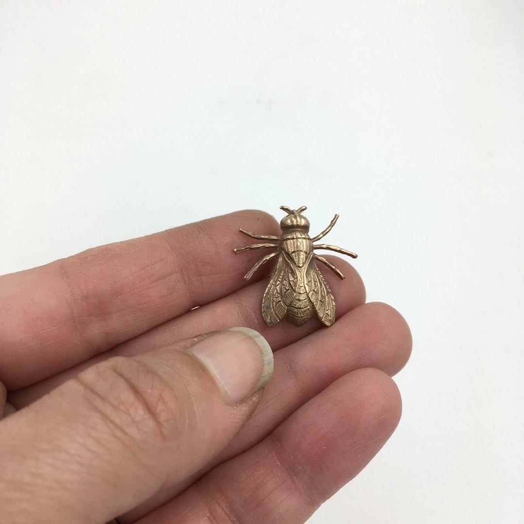 Medium Sized Brass Fly Pin – Insect Brooch, Bug Lapel Pin, Housefly ...