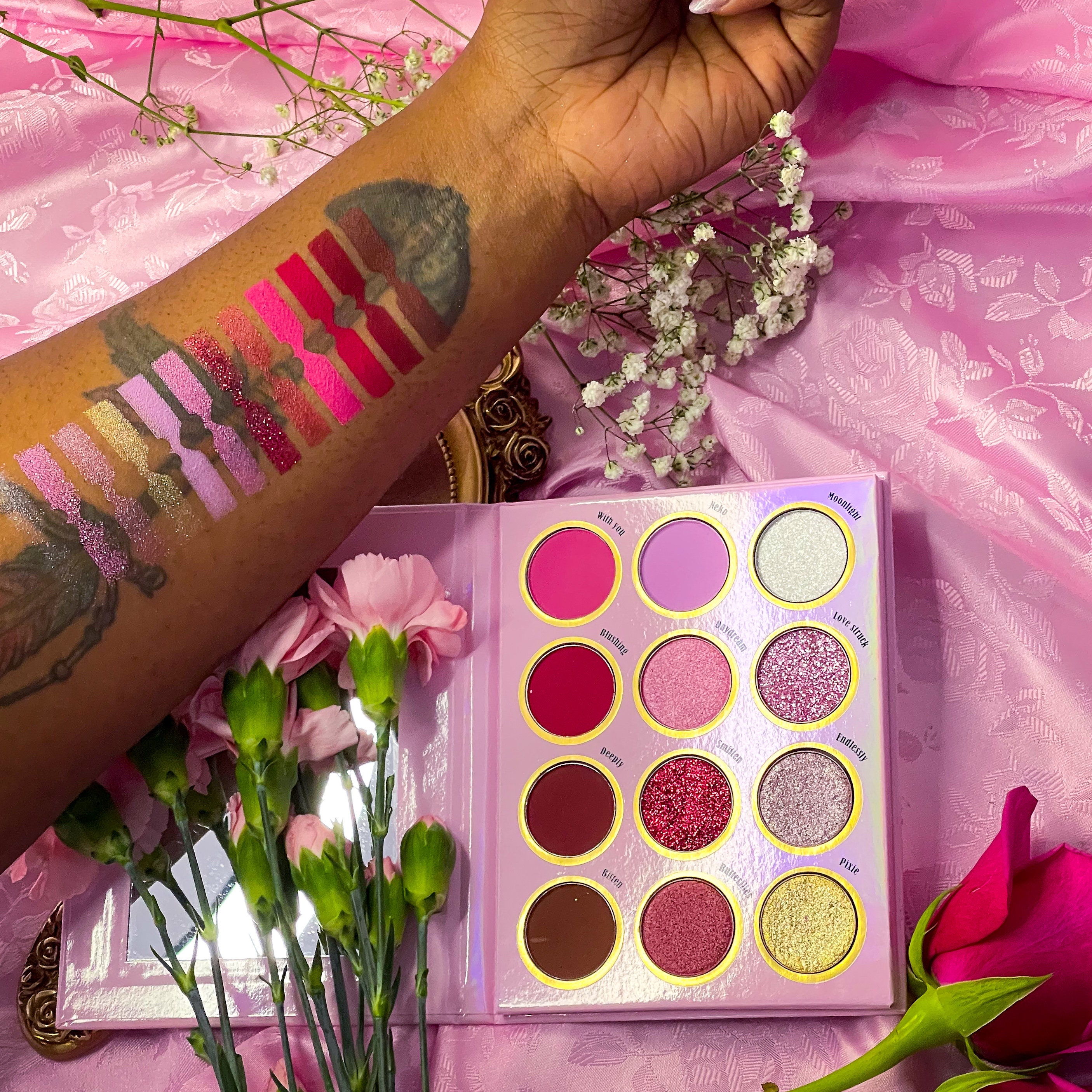 Anime Makeup Eyeshadow Glitter Smitten Palette Cute Makeup Cute Gifts ...