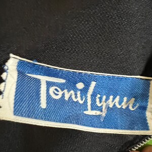 60s Vintage TONI LYNN Mod Black Daisy Lace Sleeveless Shift Dress ...