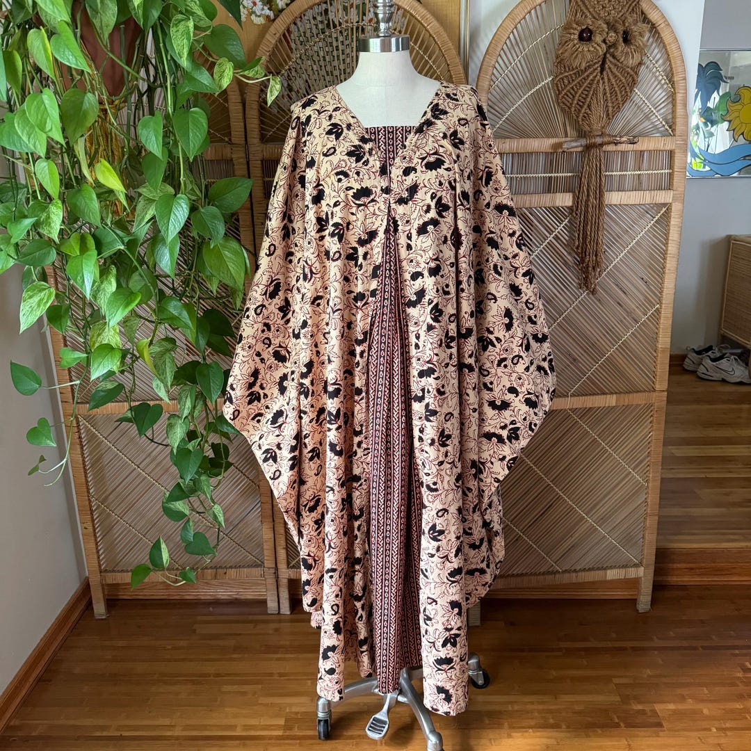 90s Vintage the J. PETERMAN Company Beige Batik Floral Indian Cotton ...