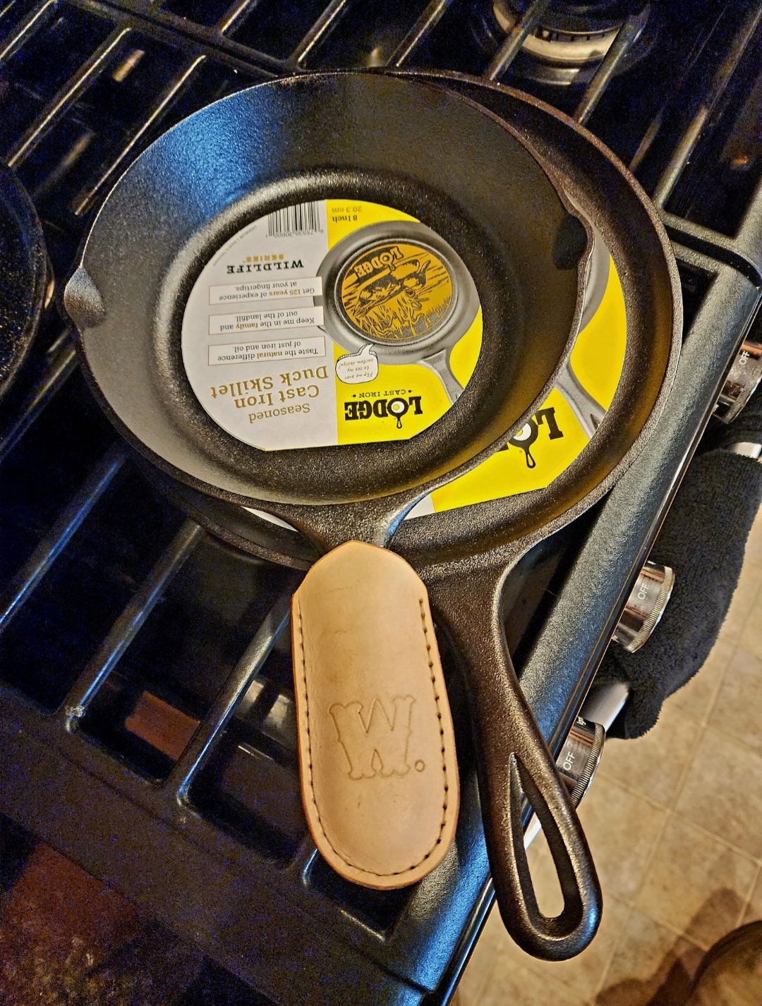 Leather Sleeve for Cast Iron Pans. - Etsy
