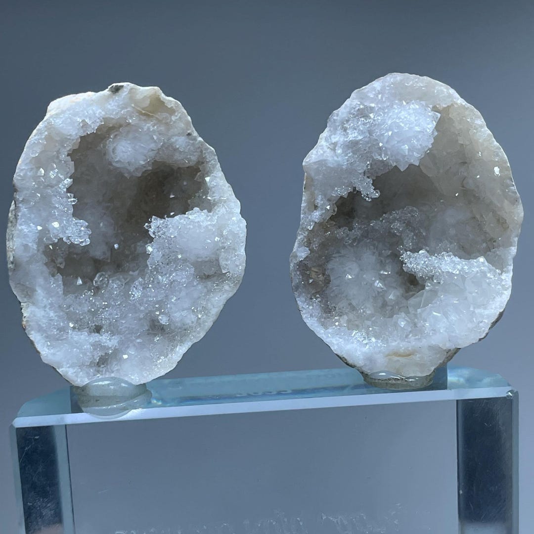 Quartz Geode ,mineral Specimen, Unique Specimen, Natural Crystal ...