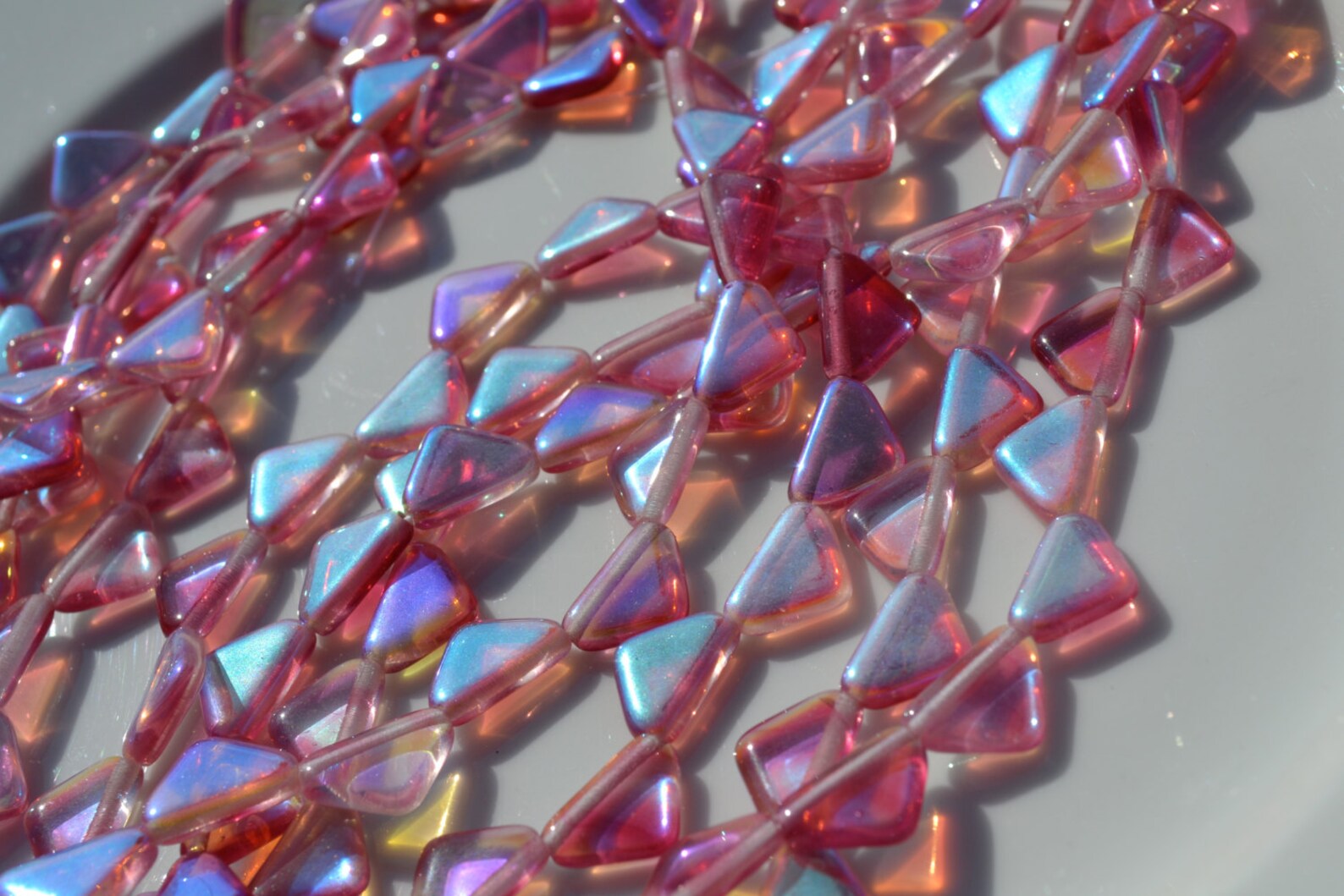 Rose Mix AB Triangle Beads 25 - Etsy