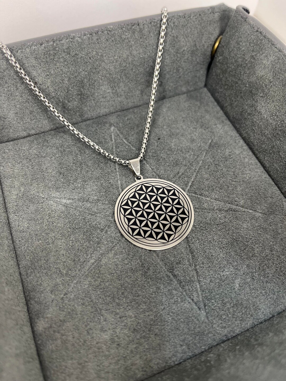 BMTH NECKLACE Sempiternal Flower of Life Necklace Bring Me the Horizon ...