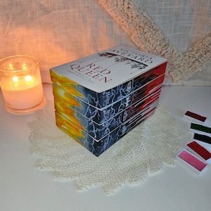 Custom Hand Painted Fore Edge Book Series Red Queen - Etsy