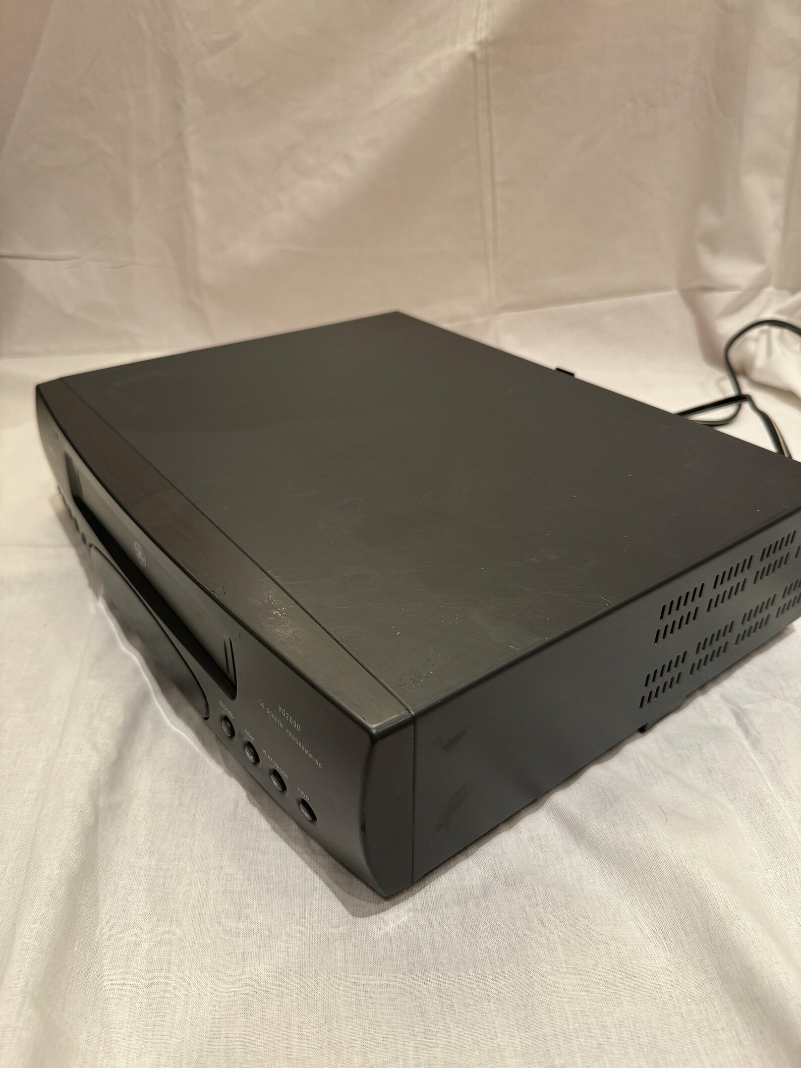 GE Video Cassette Recorder VHS Player VG2000 No Remote Tested - Etsy
