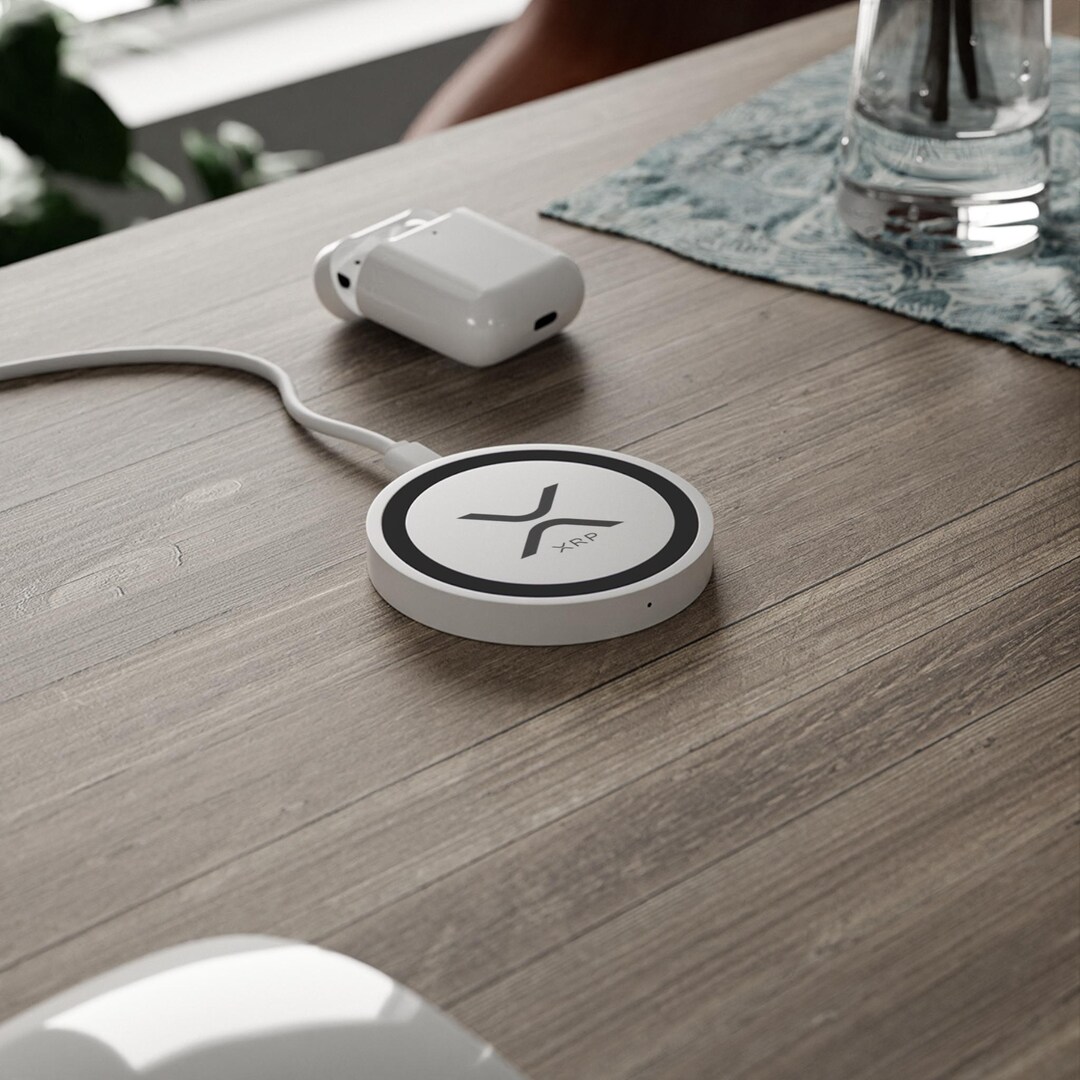 XRP Logo Wireless Charging Pad | Xrp Phone Charger, Xrp Merch,xrp Tech ...