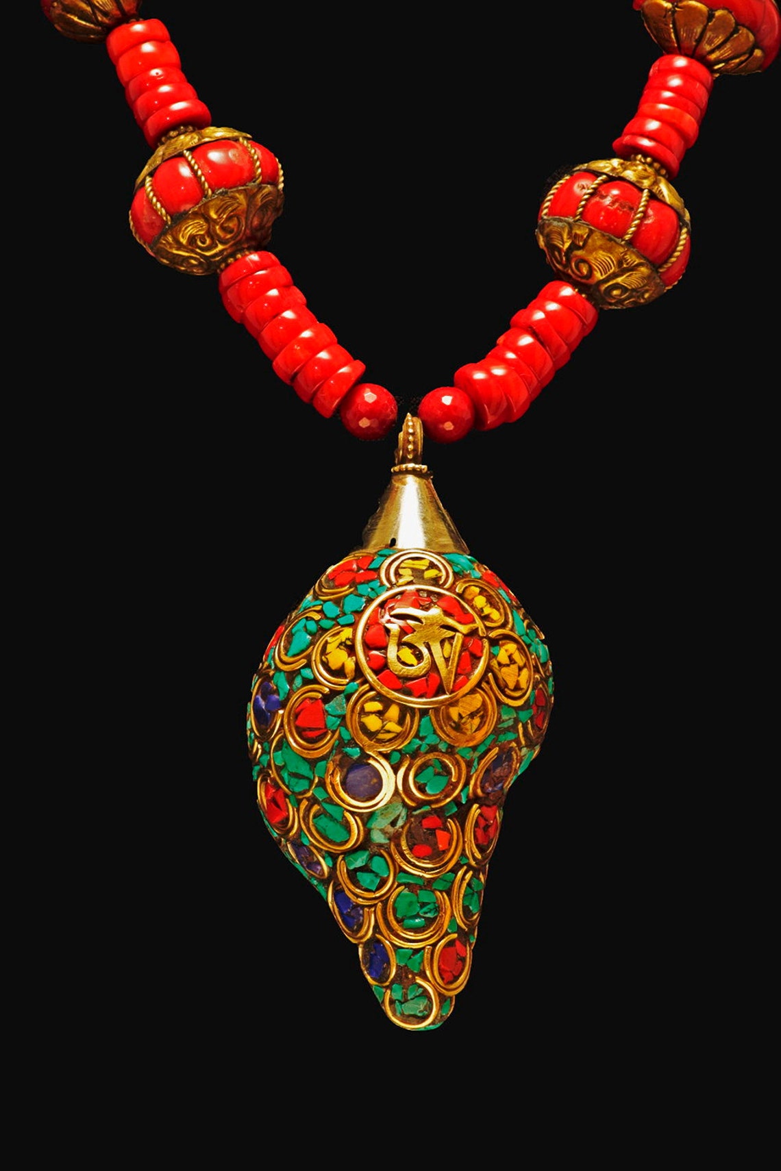 Tibetan Sacred Chank With OM & Coral - Etsy