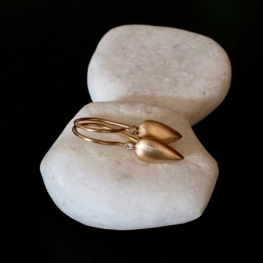 Diamond and 14k Gold Pod Hanger Earrings - Etsy