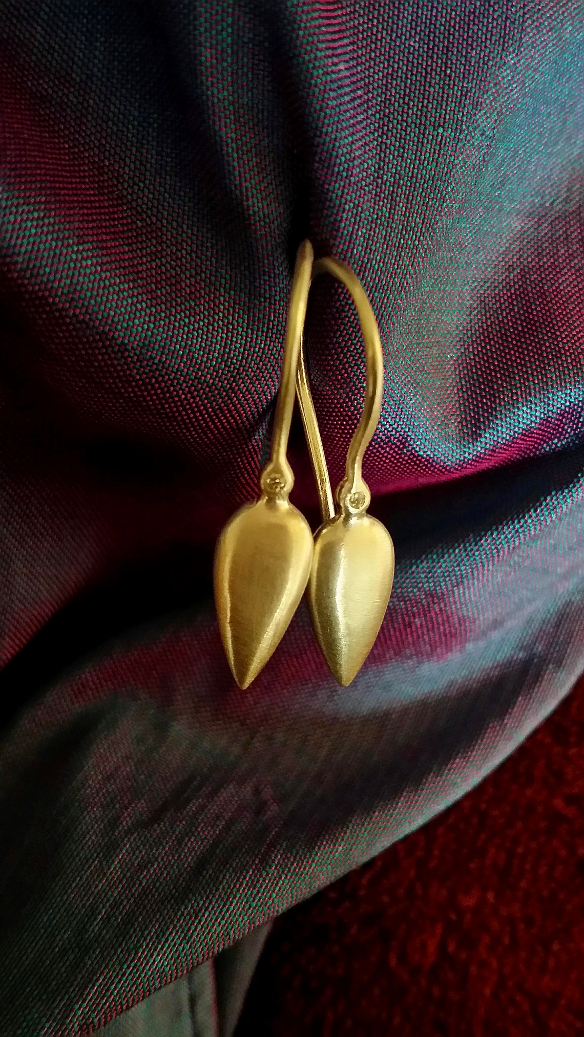 Diamond and 14k Gold Pod Hanger Earrings - Etsy