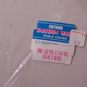 Table Cover / Turkey Lurkey Paper - Etsy