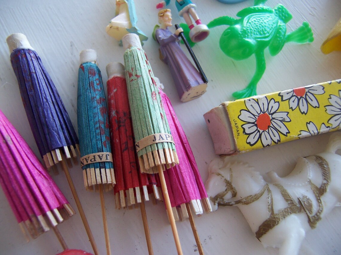 Novelty / 25 fun vintage novelty toy assortment | Etsy