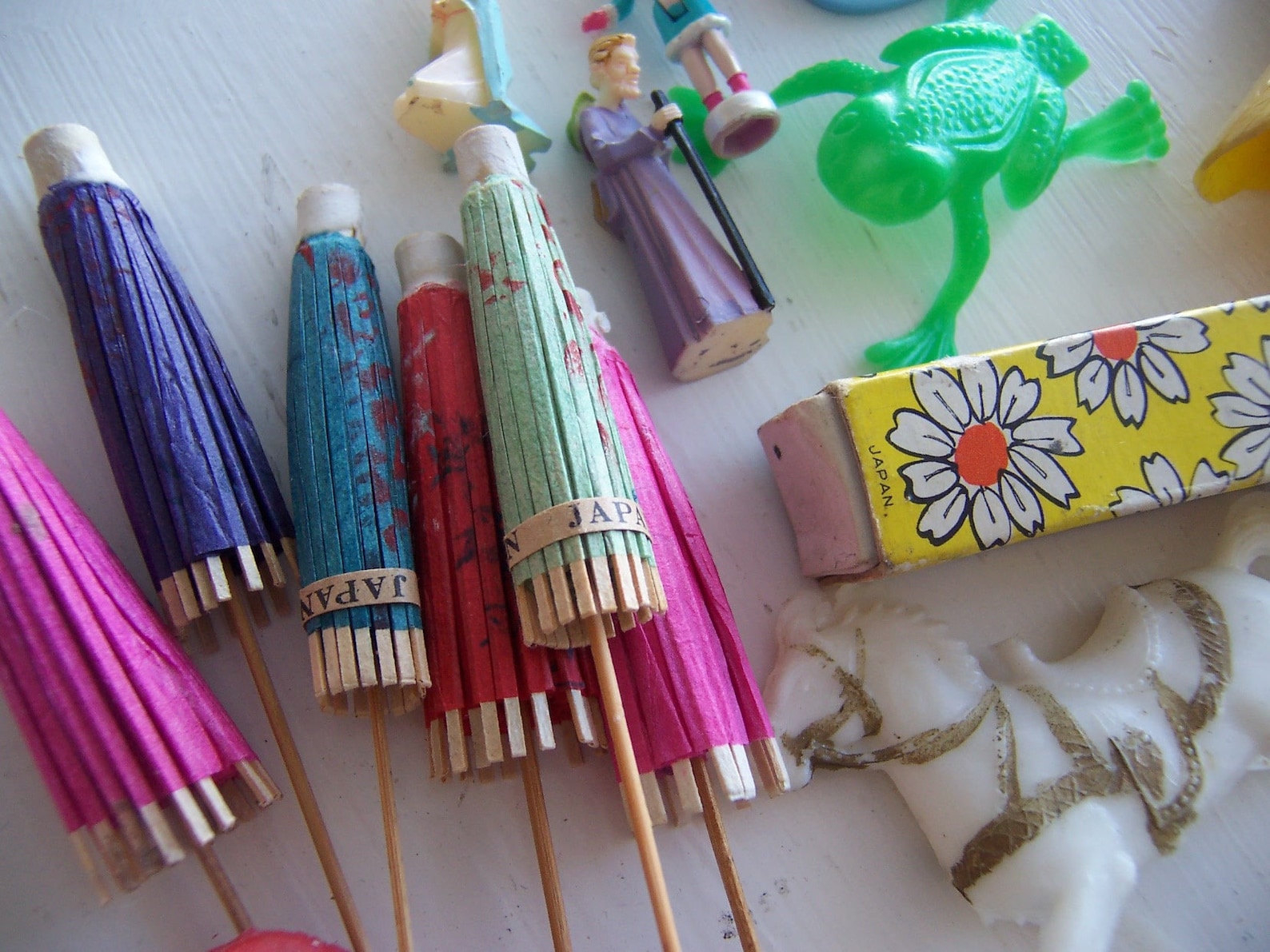 Novelty / 25 fun vintage novelty toy assortment | Etsy