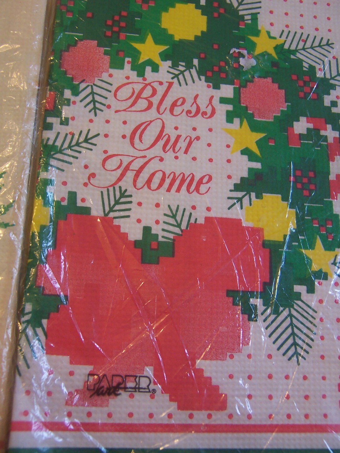 Table Cover / Adorable Holiday Paper Table Covers - Etsy