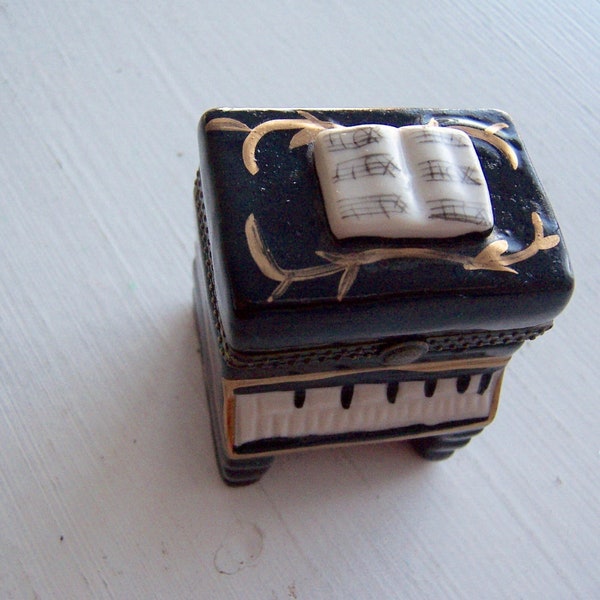 Piano Hinge Box - Etsy