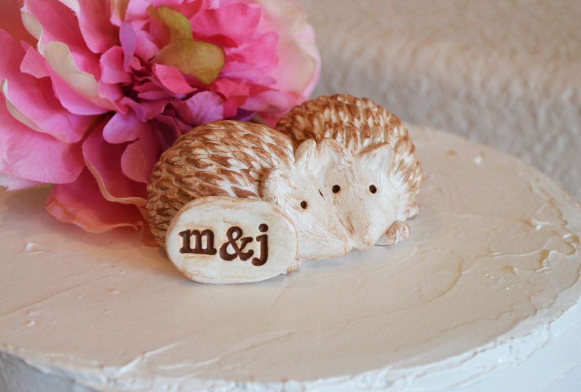 Hedgehogs Snuggling Wedding Cake Topper / Bride Groom / - Etsy