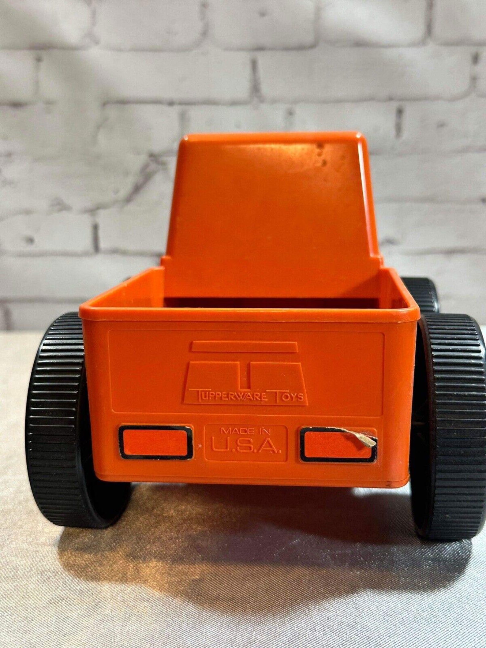 Vintage Orange Tupperware Tupper Toys Pick-em-up Truck 1342 Toy Car VTY ...