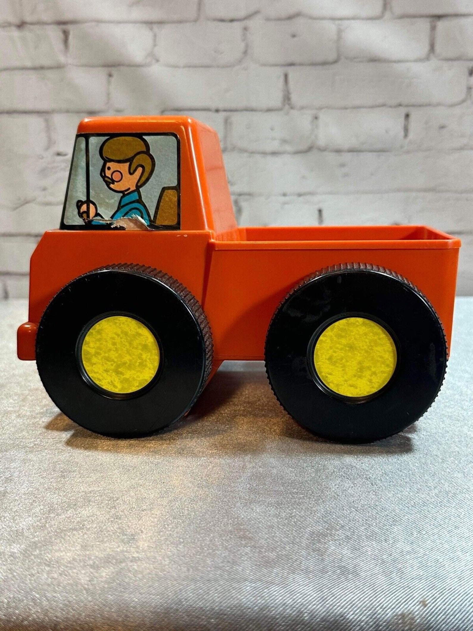 Vintage Orange Tupperware Tupper Toys Pick-em-up Truck 1342 Toy Car VTY ...